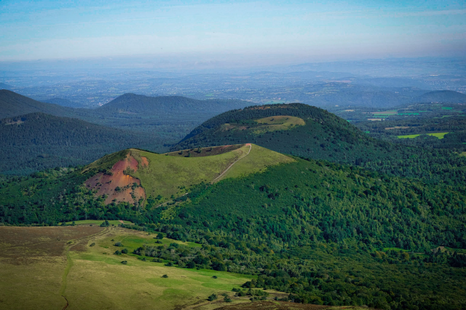 Puy Pariou : un des emblématiques volcans d'Auvergne